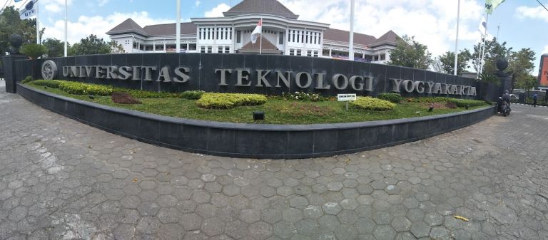 Maukuliah | Universitas Teknologi Yogyakarta